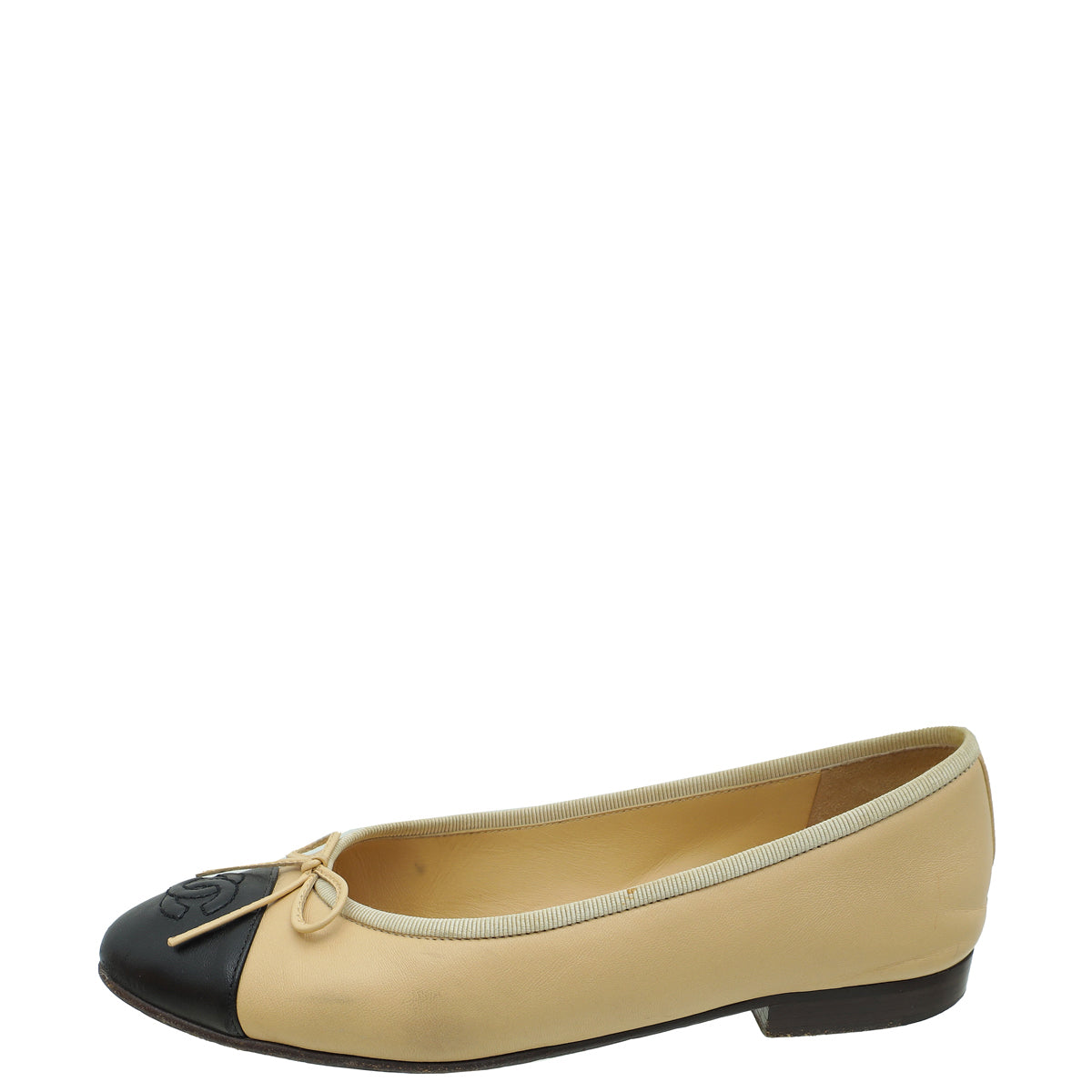 Chanel Bicolor CC Cap Toe Ballet Flats 36 – THE CLOSET