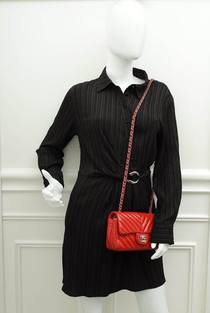 Chanel Red CC Chevron Mini Rectangular Bag – THE CLOSET