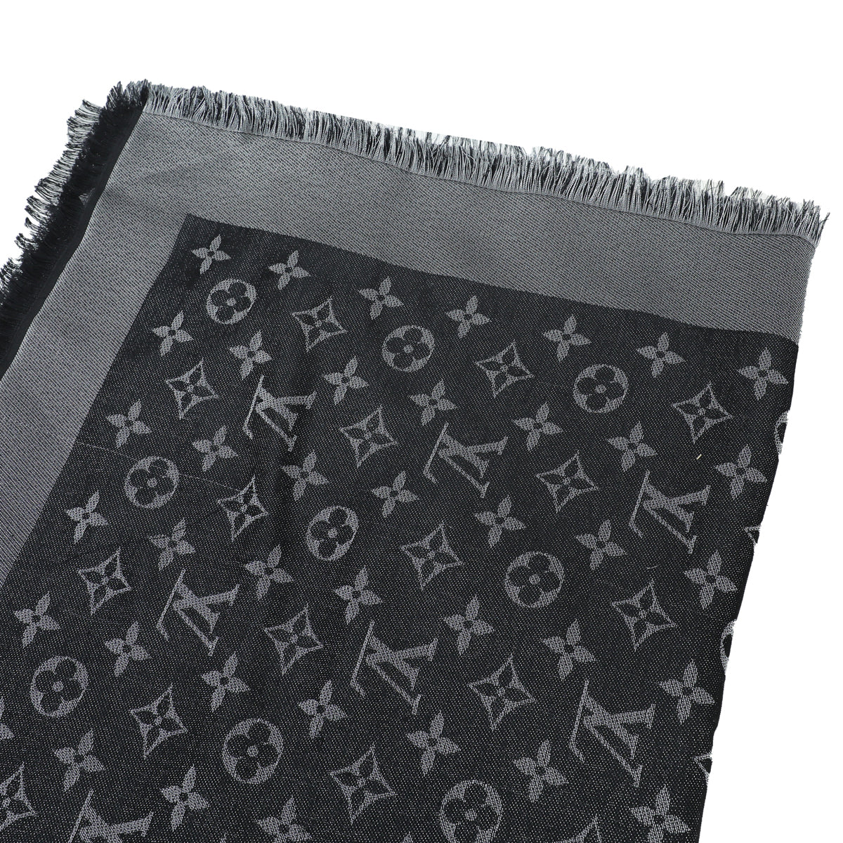 Louis Vuitton Black Monogram Shine Shawl – THE CLOSET