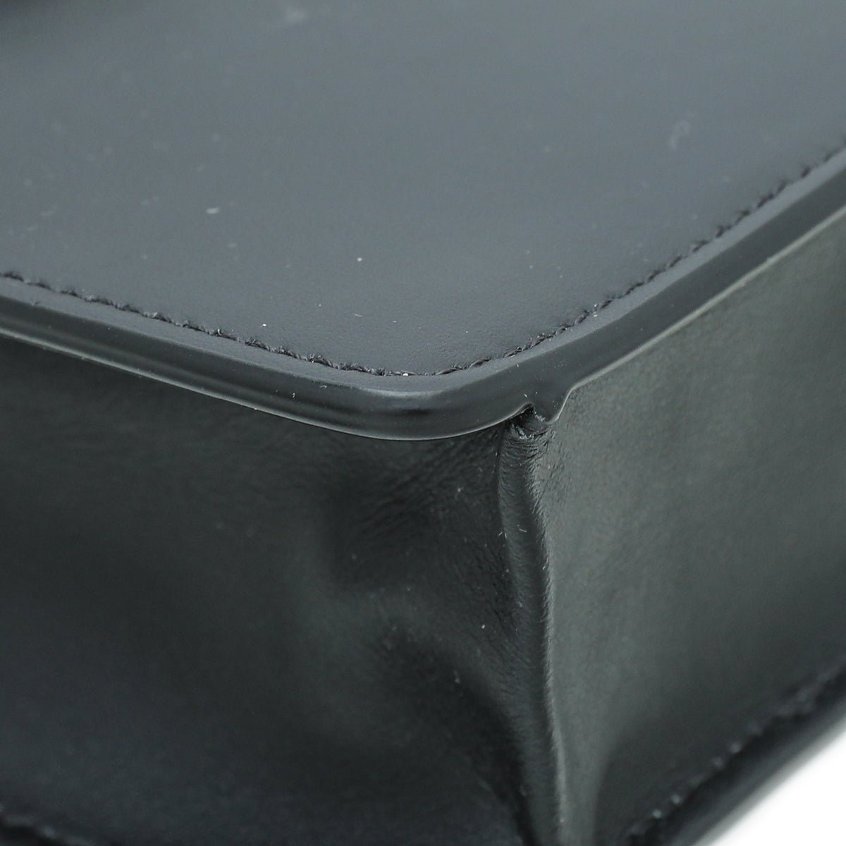 Burberry Black TB Robin Bag – THE CLOSET