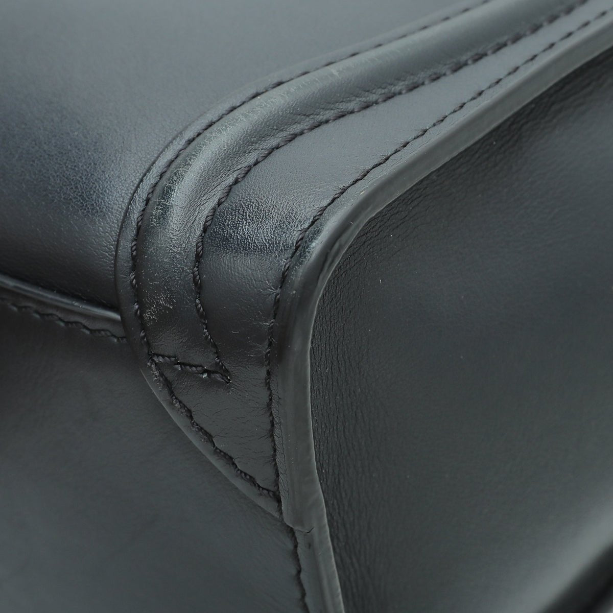 Celine Navy Blue Nano Luggage Nano Bag – THE CLOSET