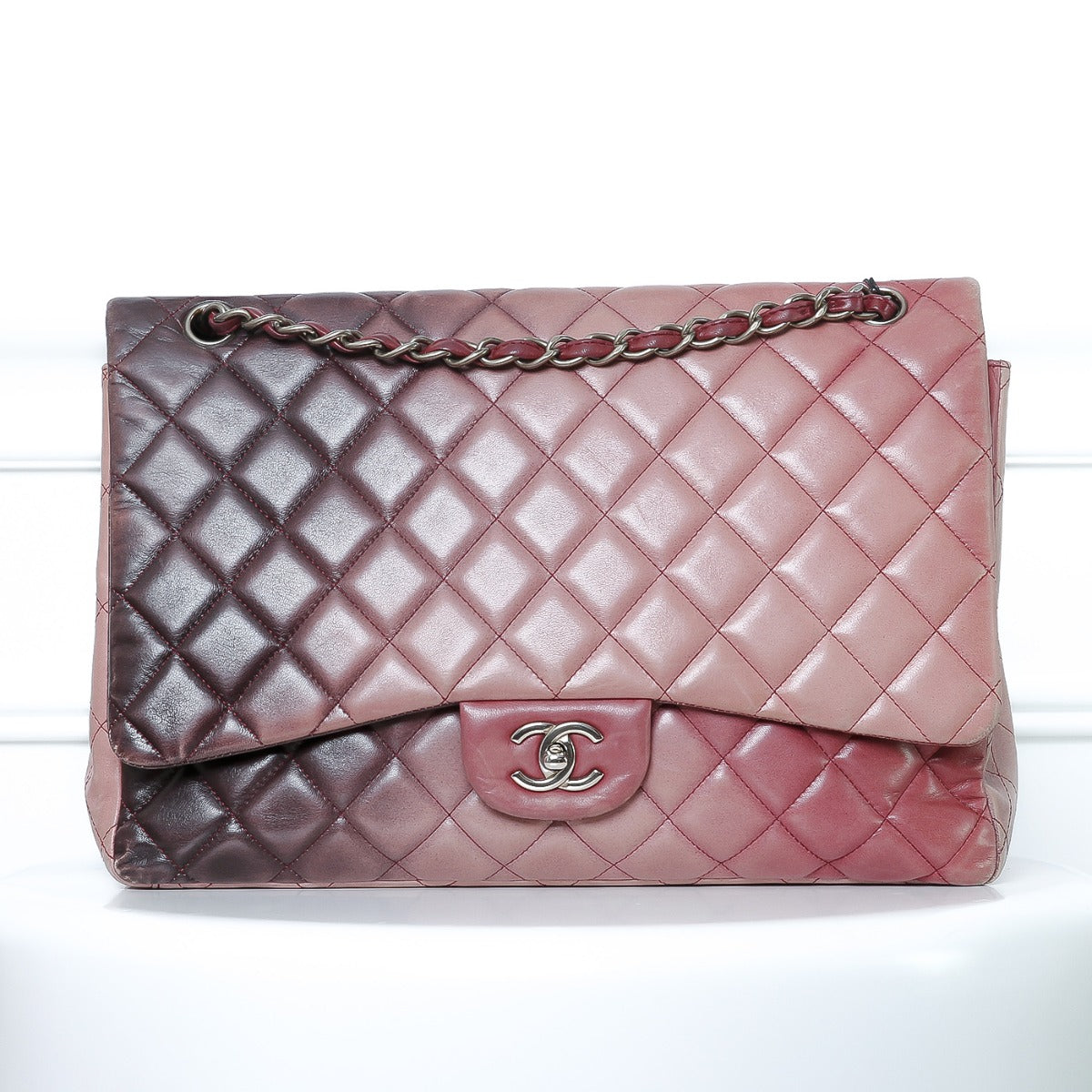 Chanel Ombre maxi single flap – THE CLOSET
