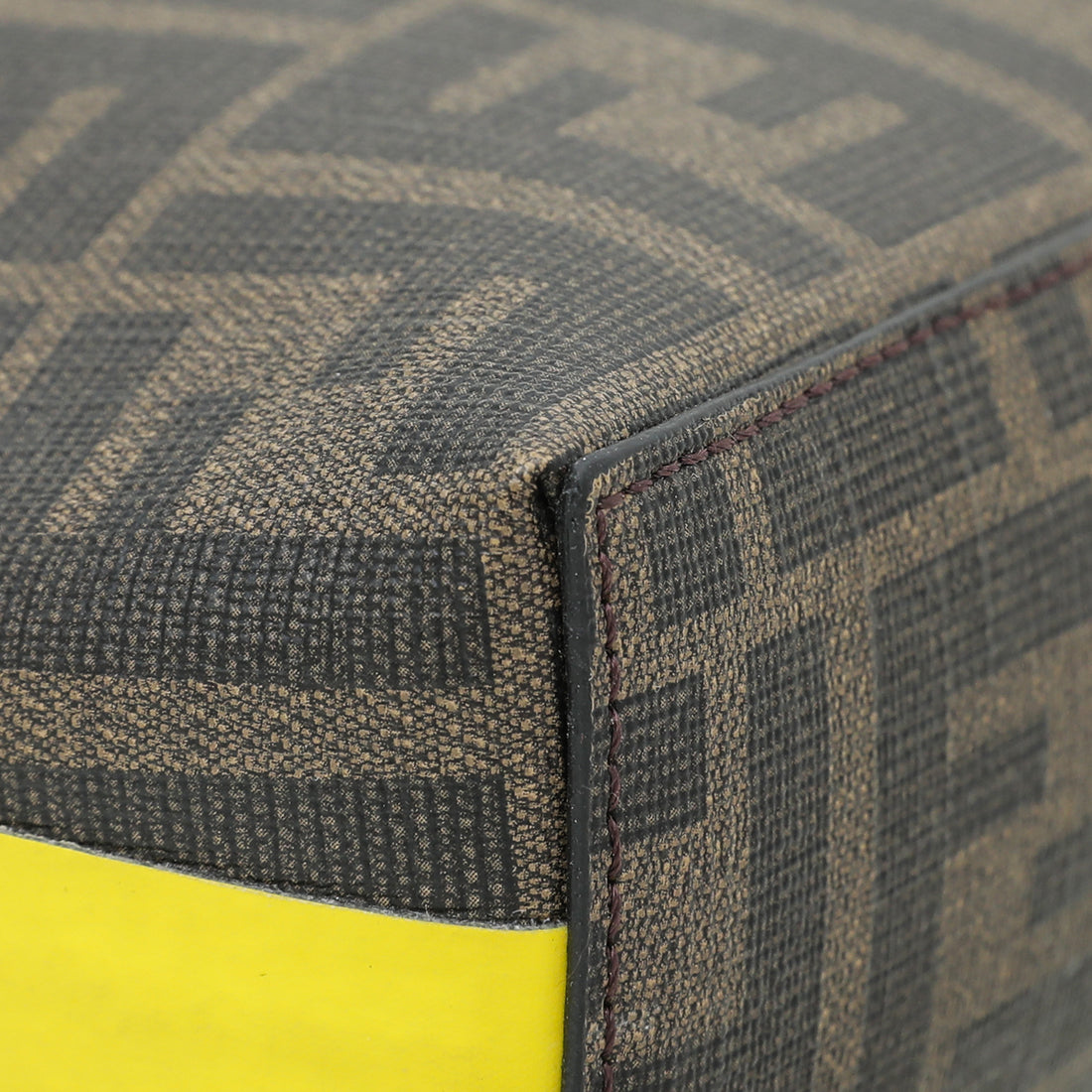 Fendi Bicolor FF Label Logo Medium Pouch – The Closet