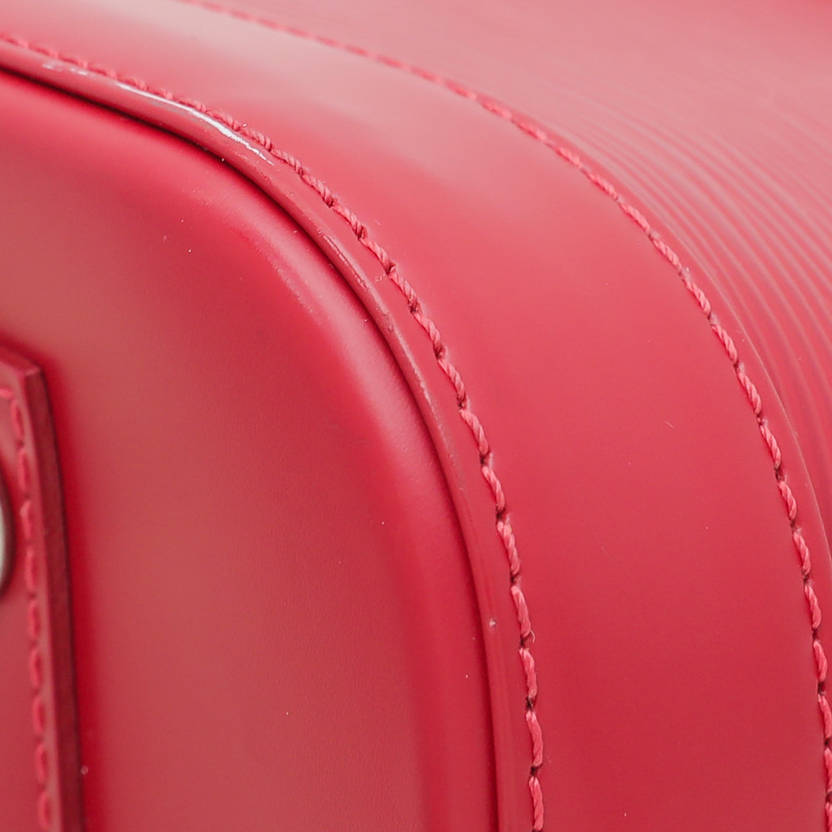 Louis Vuitton Carmine Red Alma PM Bag – THE CLOSET